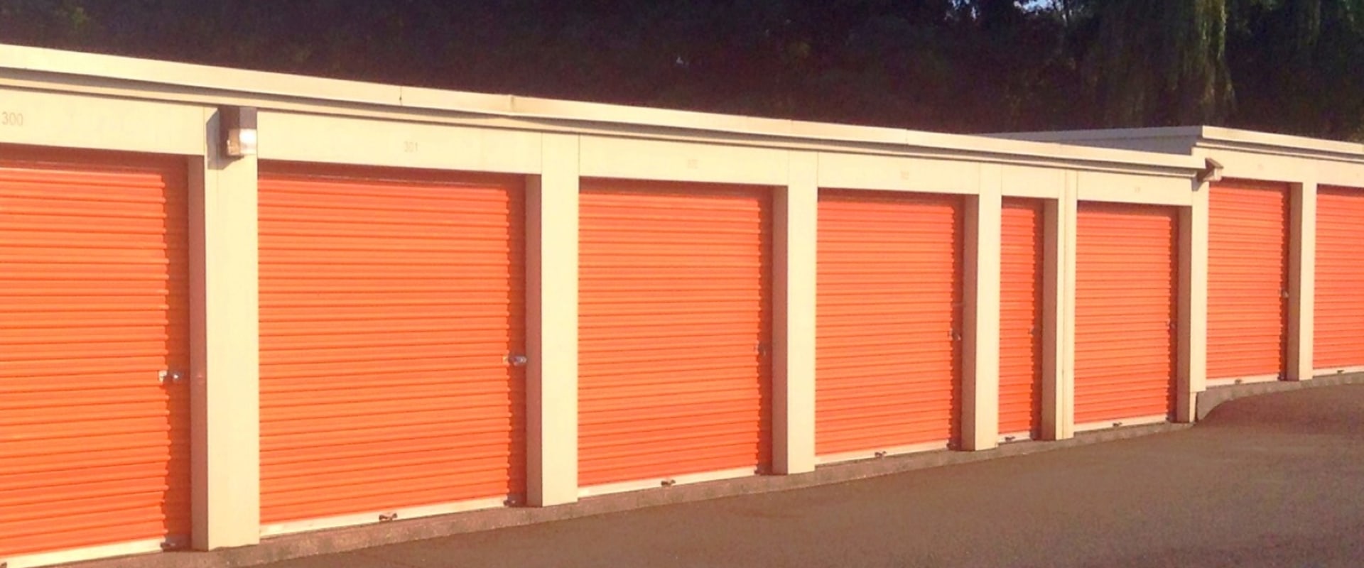 Jet Set Go: Self-Storage Solutions For Moving By Airplane In Payson, UT